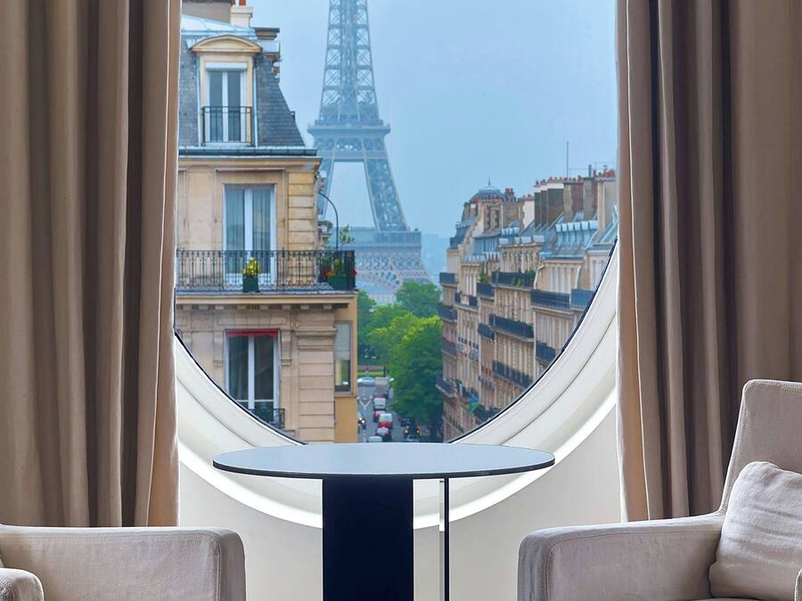 Suite, 1 cama king-size, na torre | Roupa de alta qualidade, camas de colchão pillowtop, minibar