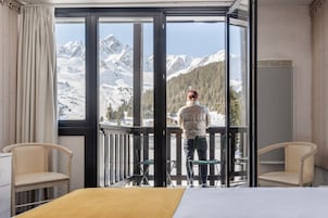 Quarto casal superior, vista para o lago | 1 quarto, roupas de cama premium, camas com colchões pillow-top