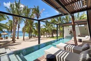 LUX* Grand Beach Pool Villa | Vista do quarto