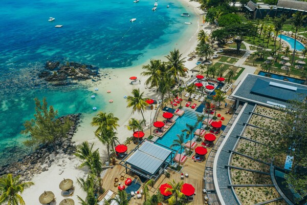 Lux* Grand Baie - Mauritius
