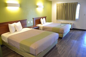 Secretária, Wi-fi grátis, roupa de cama fornecida 