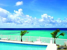 Pool Deck Studio | Vista do quarto