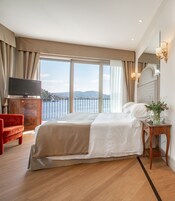 Quarto casal luxo | Cofres nos quartos, quartos à prova de som, Wi-Fi de cortesia