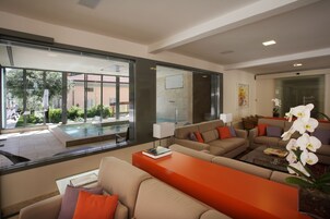 Sala de estar do lobby