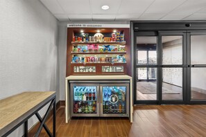 Snack-bar