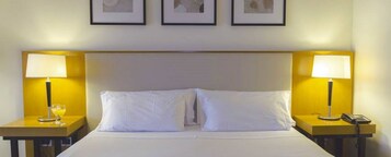 Quarto superior | Roupas de cama premium, edredons de pluma, camas com colchões pillow-top