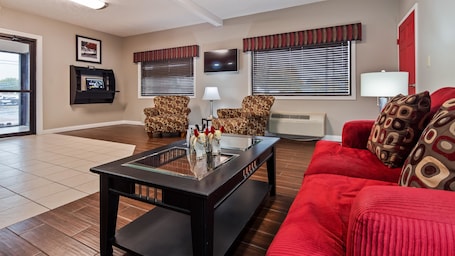 Lobby. Best Western Paris Inn