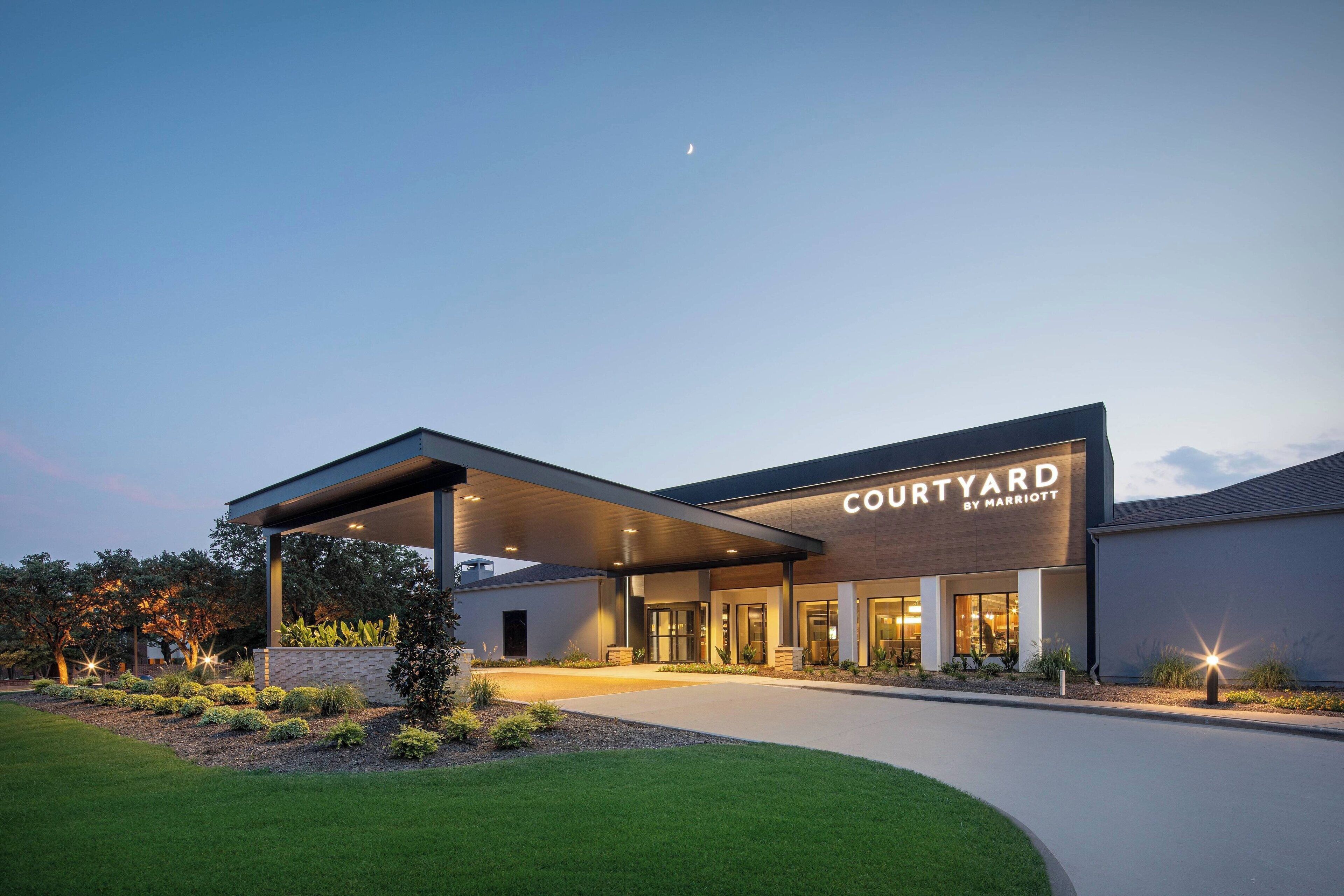 Courtyard by Marriott Dallas Addison/Quorum Drive Reviews, Deals ...