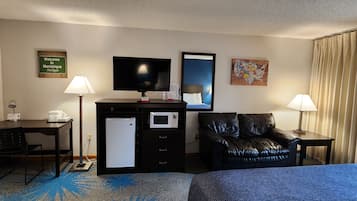 Quarto, 1 cama King, para não fumantes (Upgrade) | Opções para refeição no quarto