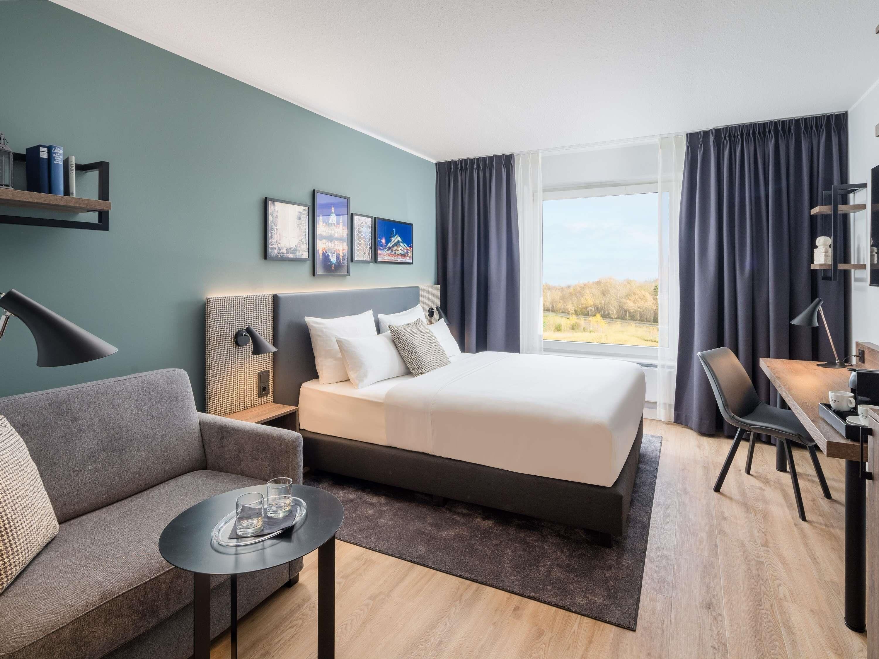 Privilege, Quarto, 1 cama de casal | Roupas de cama antialérgicas, escrivaninha, cortinas blackout