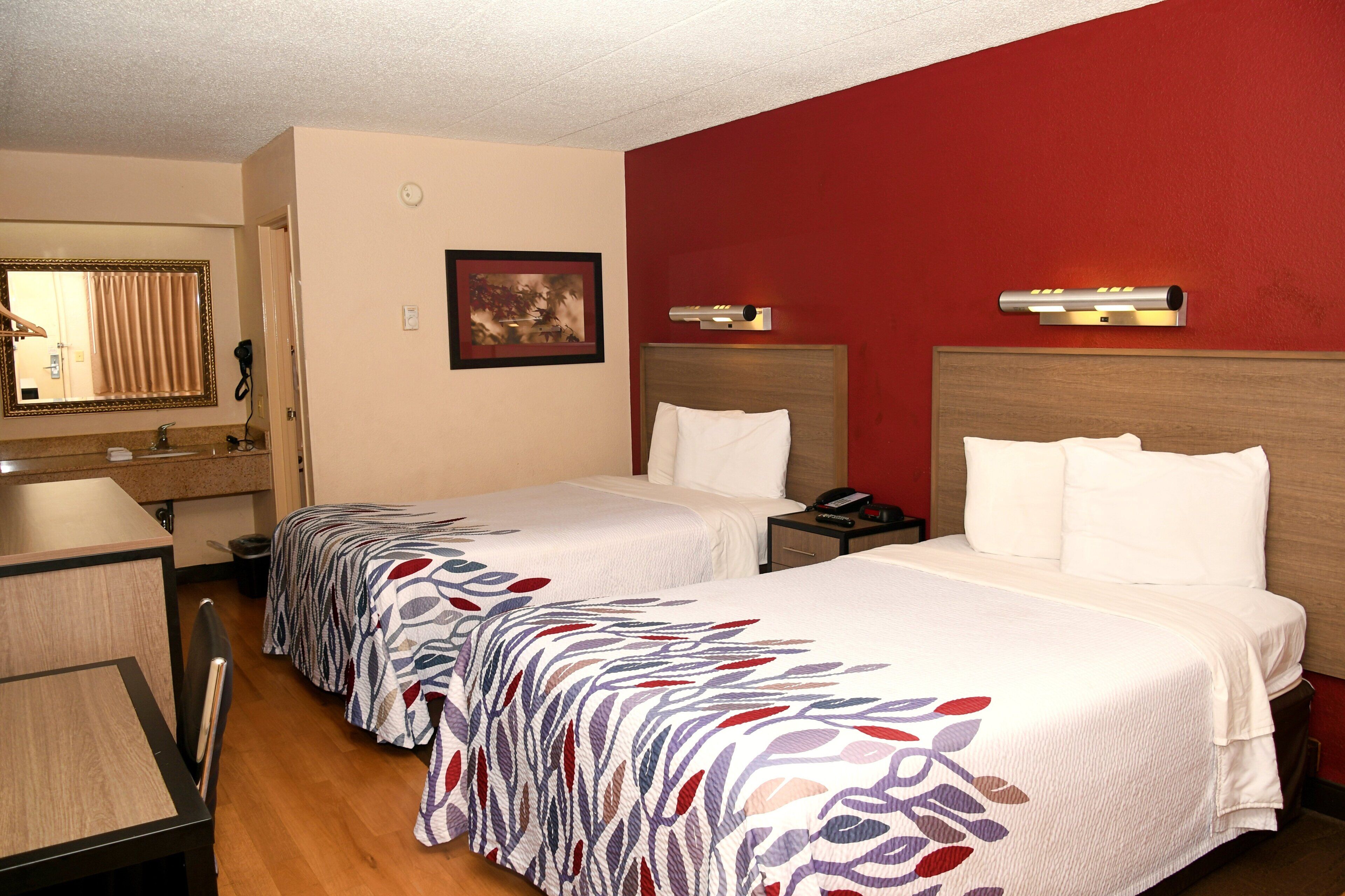 Red Roof Inn Richmond South Reviews, Deals & Photos 2024 - Expedia