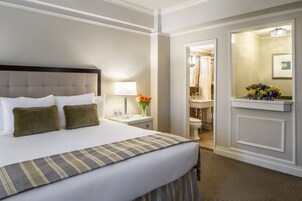 Quarto Premier, 1 cama king-size, Vista para a cidade | Roupa de alta qualidade, edredões de penas 