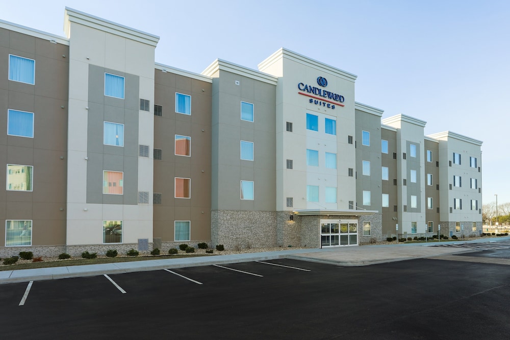 Candlewood Suites Lenexa - Overland Park Area By Ihg - Olathe, KS