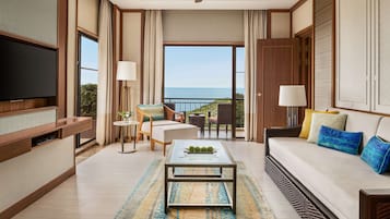 Roupa de alta qualidade, minibar, cofre no quarto, secretária