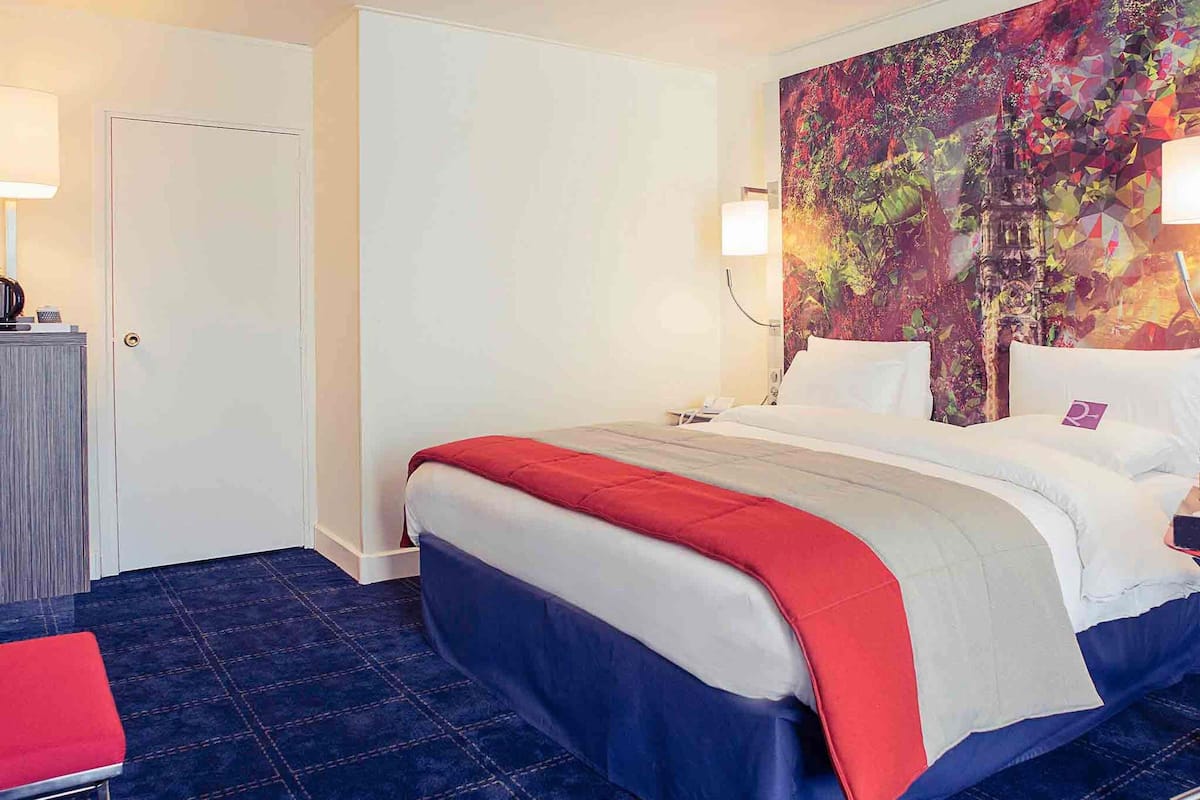 Quarto standard, 1 cama de casal, acessível | Roupas de cama premium, cofres nos quartos, escrivaninha