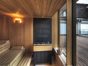 Sauna seca, banheira de hidromassagem, tratamentos corporais