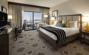 Marina del Rey Hotel, Los Angeles: Hotel Reviews, Rooms & Prices ...