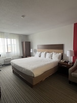 Cofre no quarto, secretária 