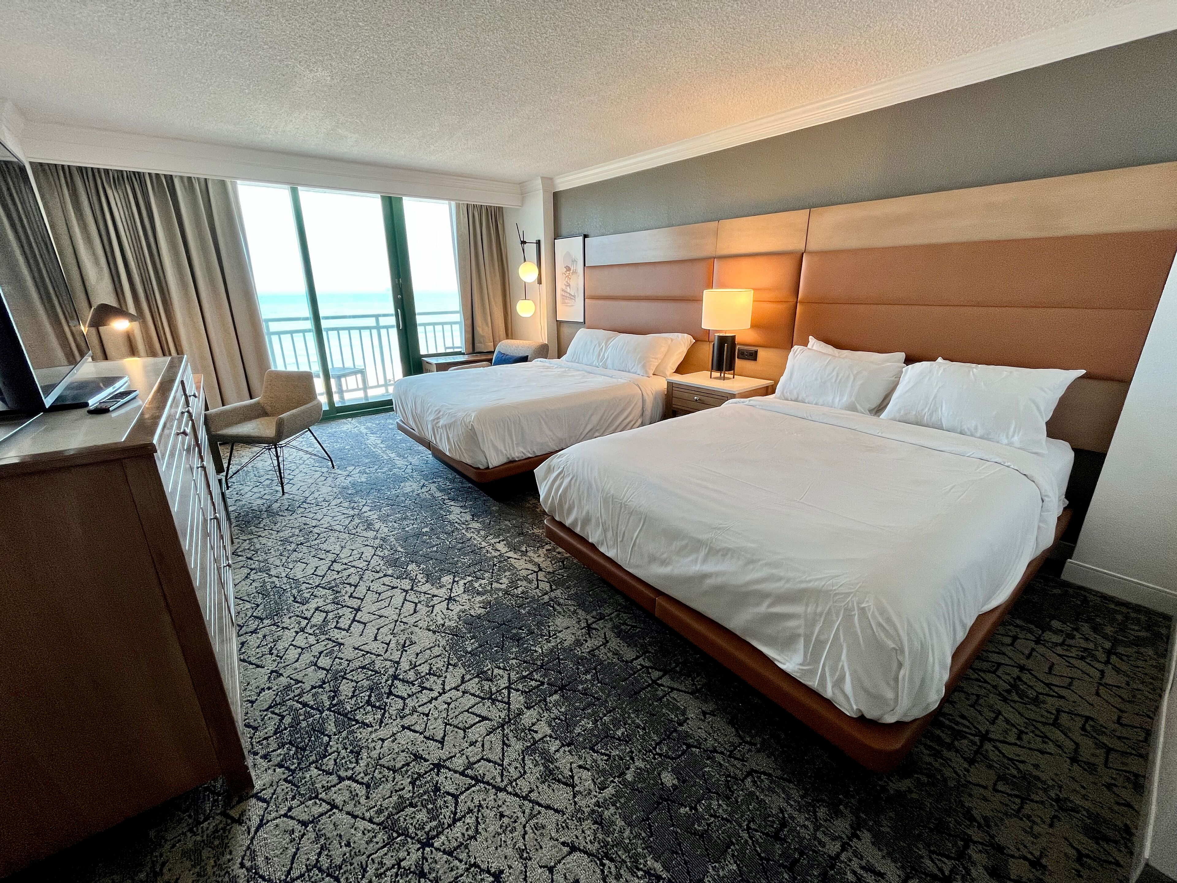 Sheraton Virginia Beach Oceanfront Hotel Reviews, Deals & Photos 2024 ...