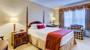 Quarto Standard, 1 cama queen-size | Roupa hipoalergénica, camas de colchão pillowtop, secretária