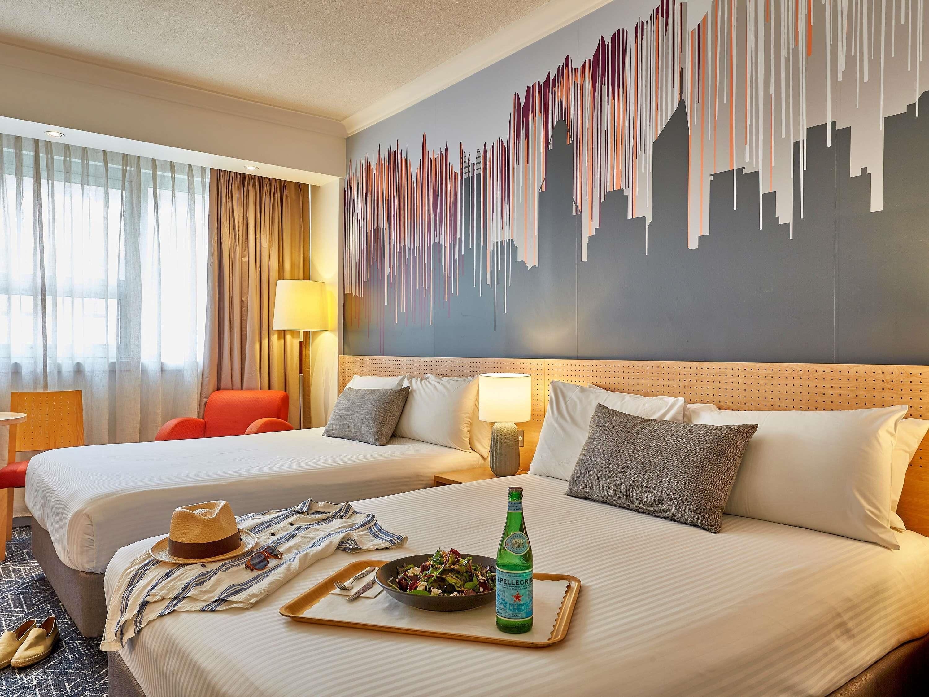 Quarto Clássico, 2 camas de casal | Minibar, cofre no quarto, secretária, quartos insonorizados 