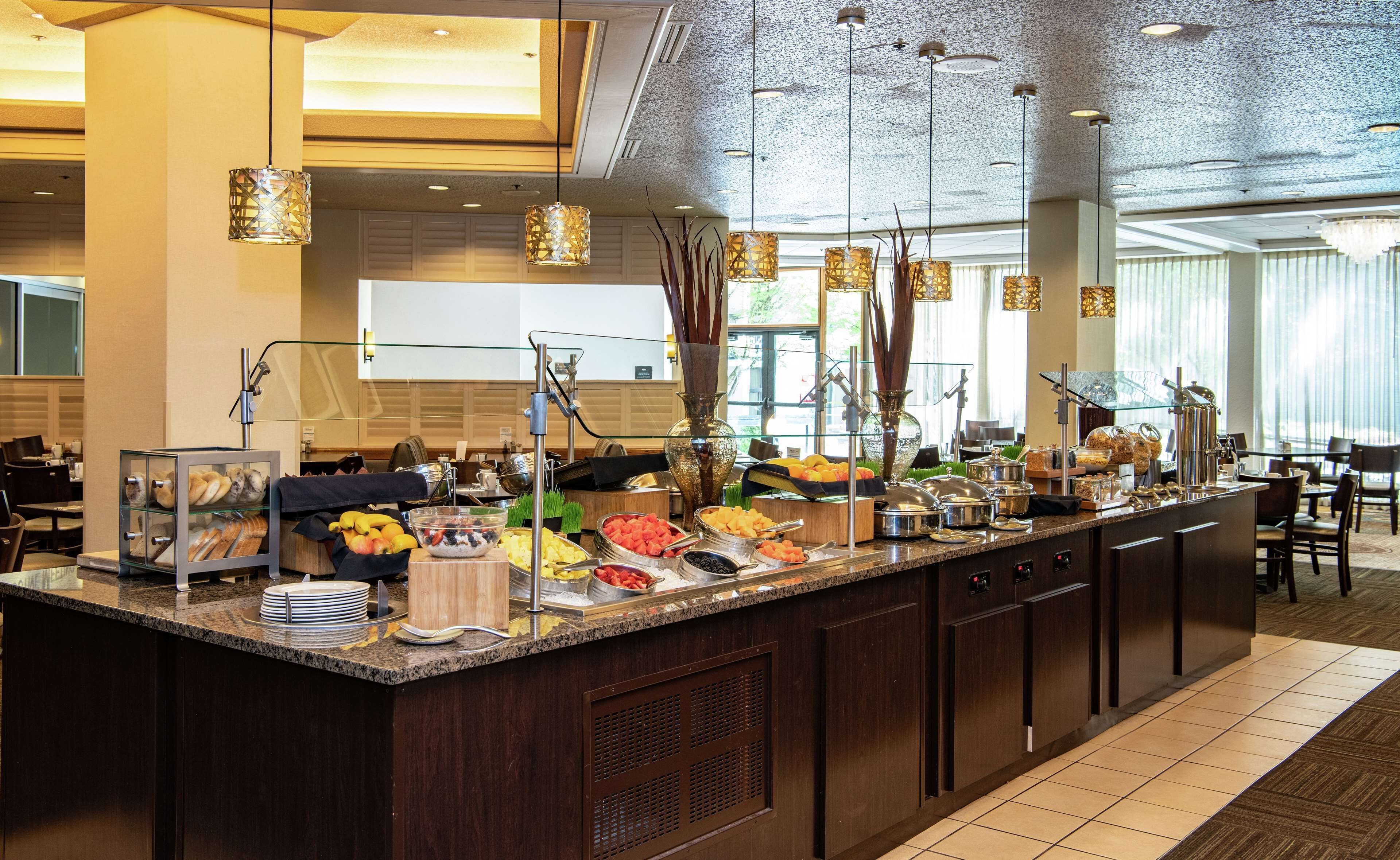 2 restaurantes, pequenos-almoços servidos, cozinha americana 