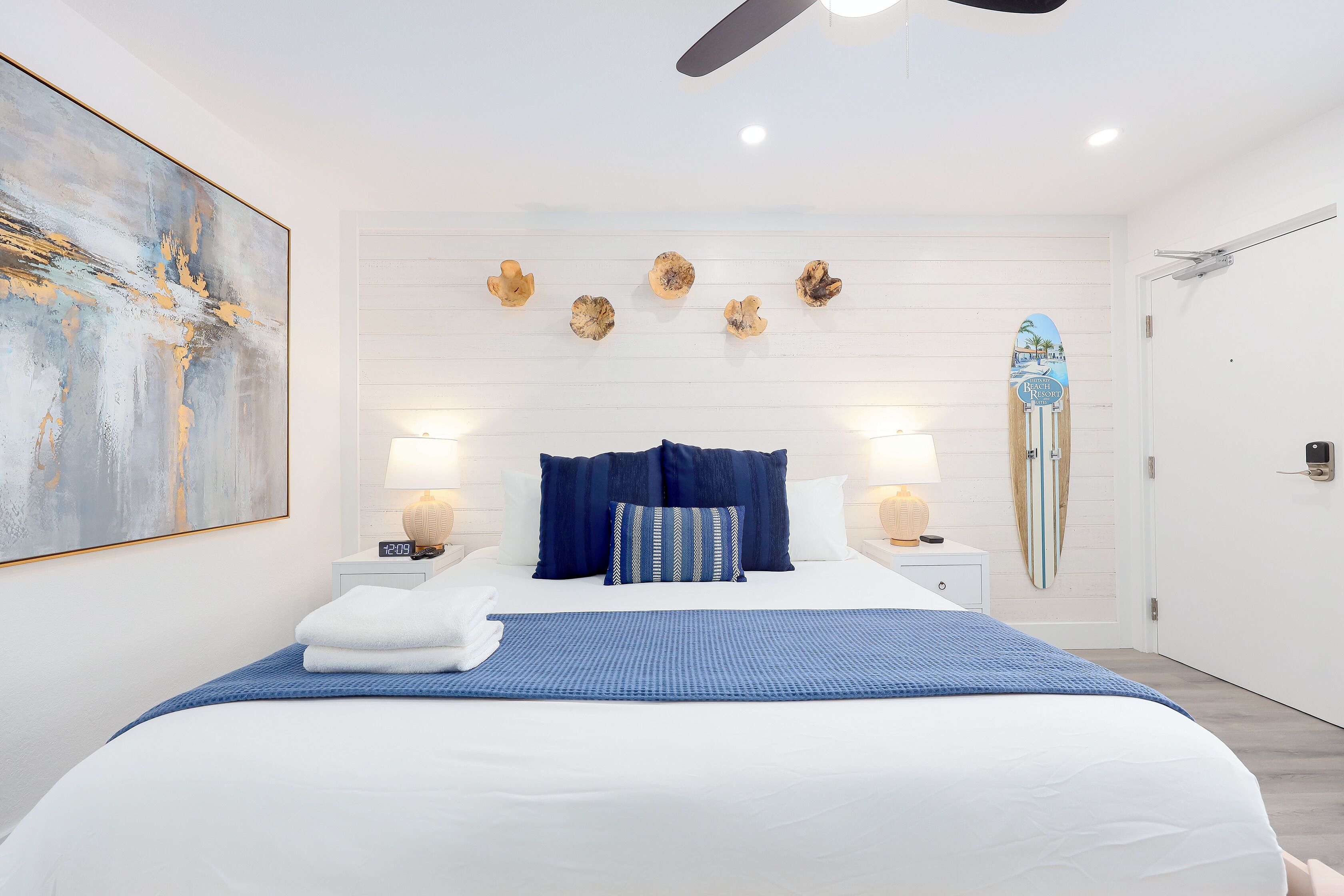 Siesta King - Pool Area | Edredons de pluma, individualmente mobiliados