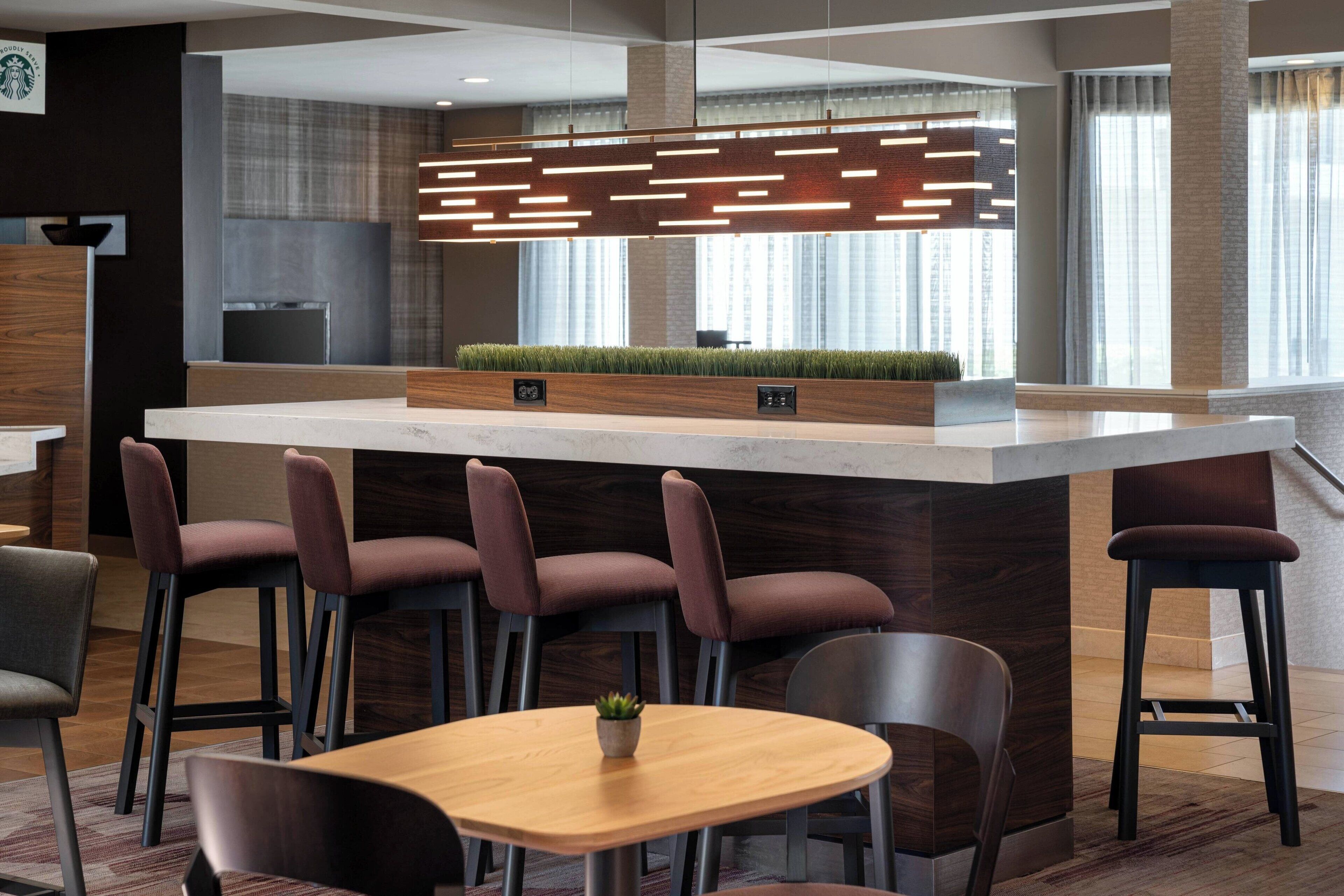 Café da manhã feito na hora mediante uma taxa