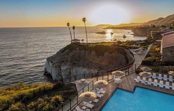 Shore Cliff Hotel - Avila Beach, CA