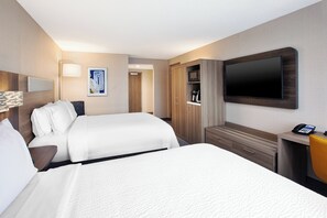 1 quarto, roupa hipoalergénica, secretária 