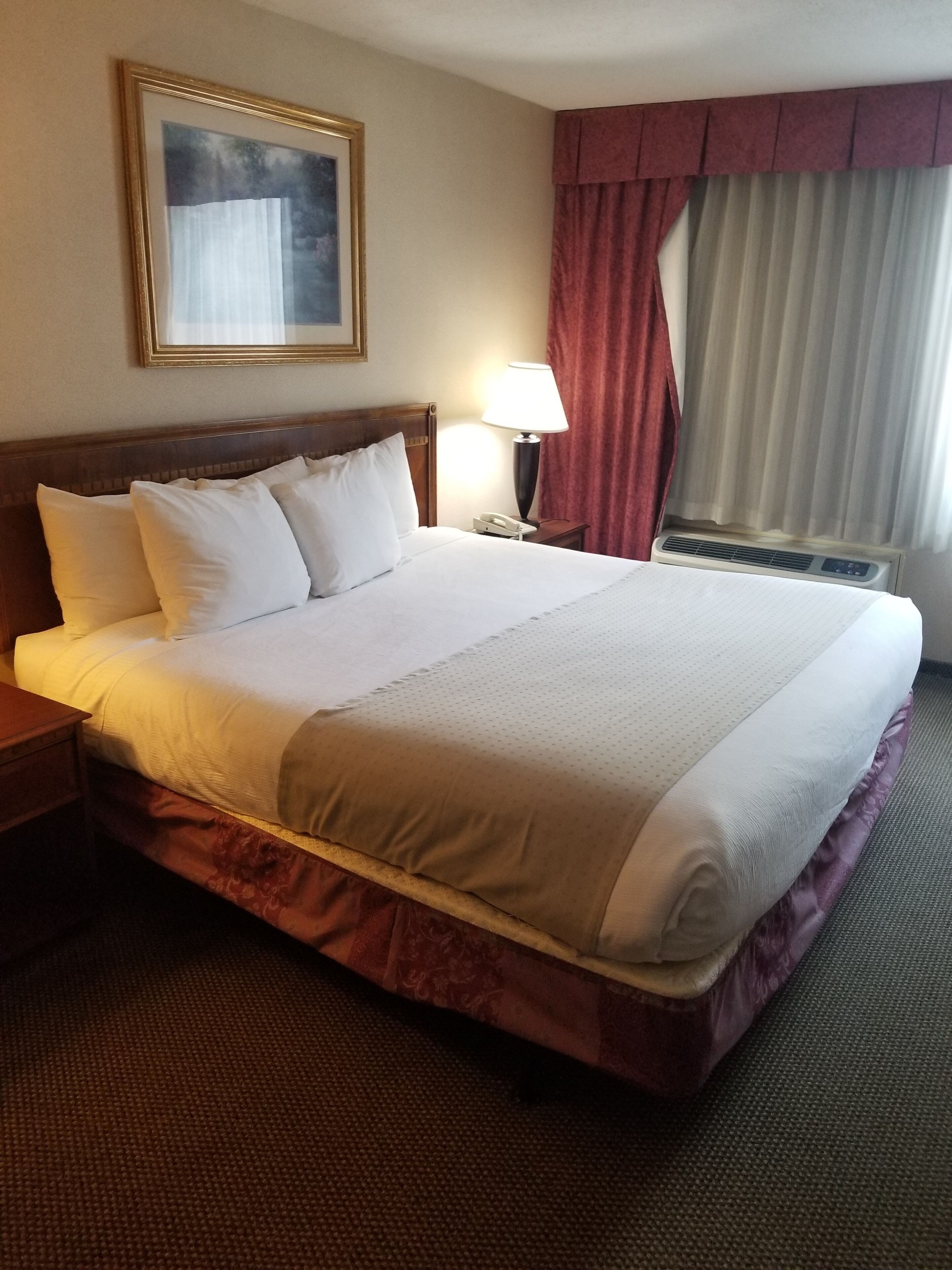Fireside Inn & Suites Portland Reviews, Deals & Photos 2024 - Expedia