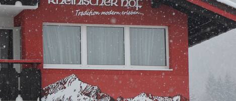 Fachada da propriedade