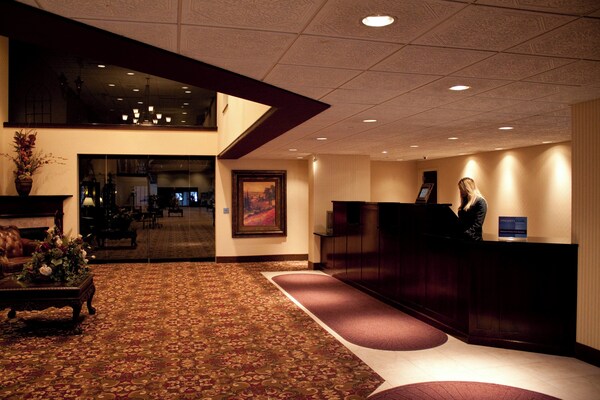 Holiday Inn Express Mentor Banquet Center By Ihg - Mentor-on-the-Lake, OH