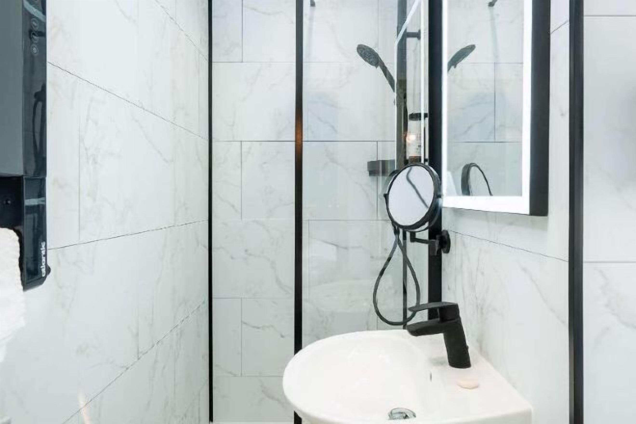 Casa de banho | Um secador de cabelo, toalhas fornecidas 