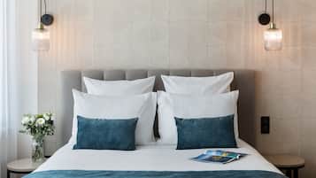 Quarto Clássico com Cama de Casal | Roupa de alta qualidade, camas de colchão viscoelástico