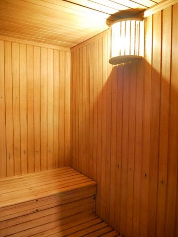 1 sala de tratamento, massagens