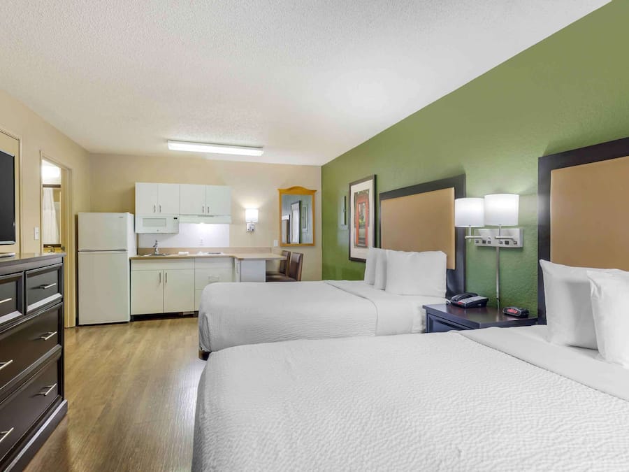 Estúdio, 2 camas de casal, não fumadores | Secretária, ferro/tábua de engomar, camas desdobráveis/extra grátis