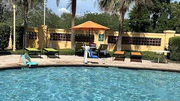 Piscina exterior