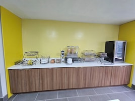 Pequeno-almoço continental diário incluído