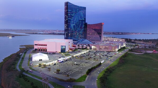 Book Harrah's Resort Atlantic City in Atlantic City | Hotels.com