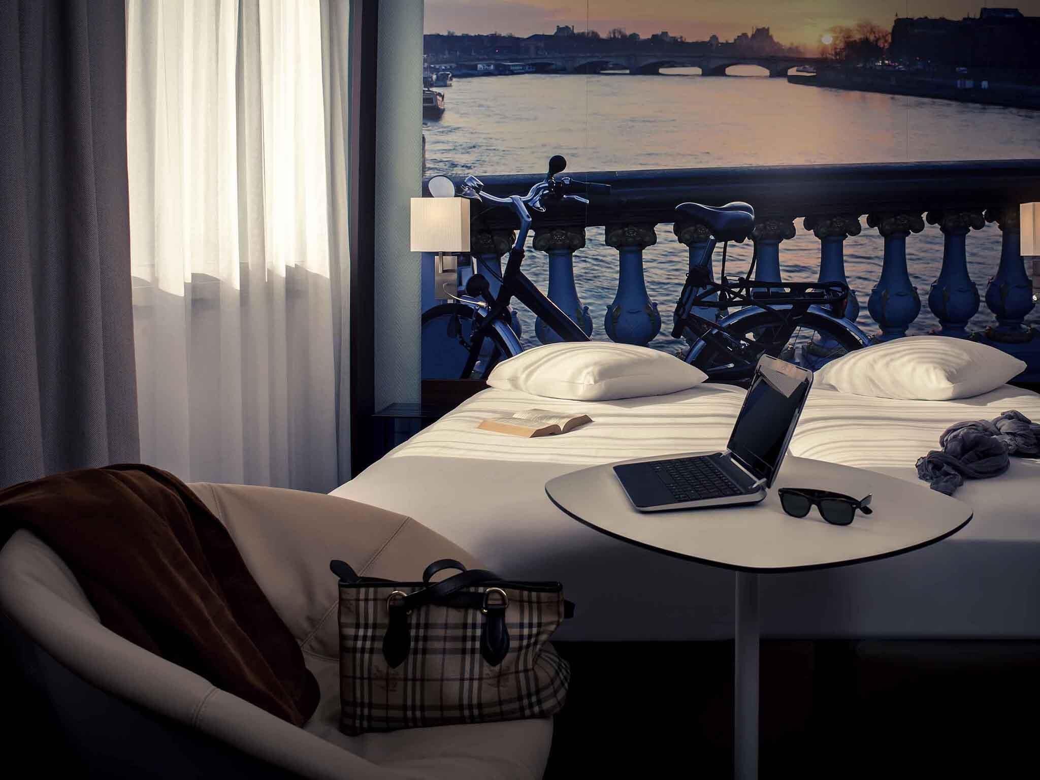 Quarto Standard, 2 camas individuais | Roupa de alta qualidade, camas de colchão viscoelástico 