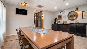 Área de estar no saguão