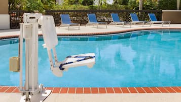 Piscina exterior