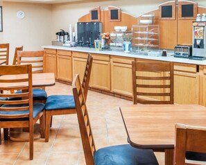 Café da manhã continental grátis todos os dias