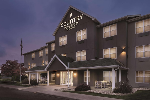 Country Inn & Suites By Radisson, Waterloo, Ia - Waterloo, IA