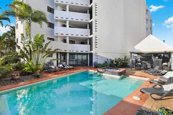 Ocean Boulevard - Maroochydore