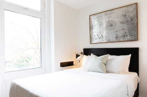 Book The Best Hotels in Toronto for 2023 from CA $83 - Expedia