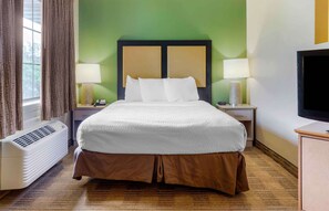 Estúdio Deluxe, 1 cama queen-size e sofá-cama, não fumadores | Com mobília individualizada, secretária 