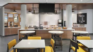 Café da manhã continental grátis todos os dias