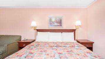 Secretária, quartos insonorizados, camas desdobráveis, Wi-fi grátis